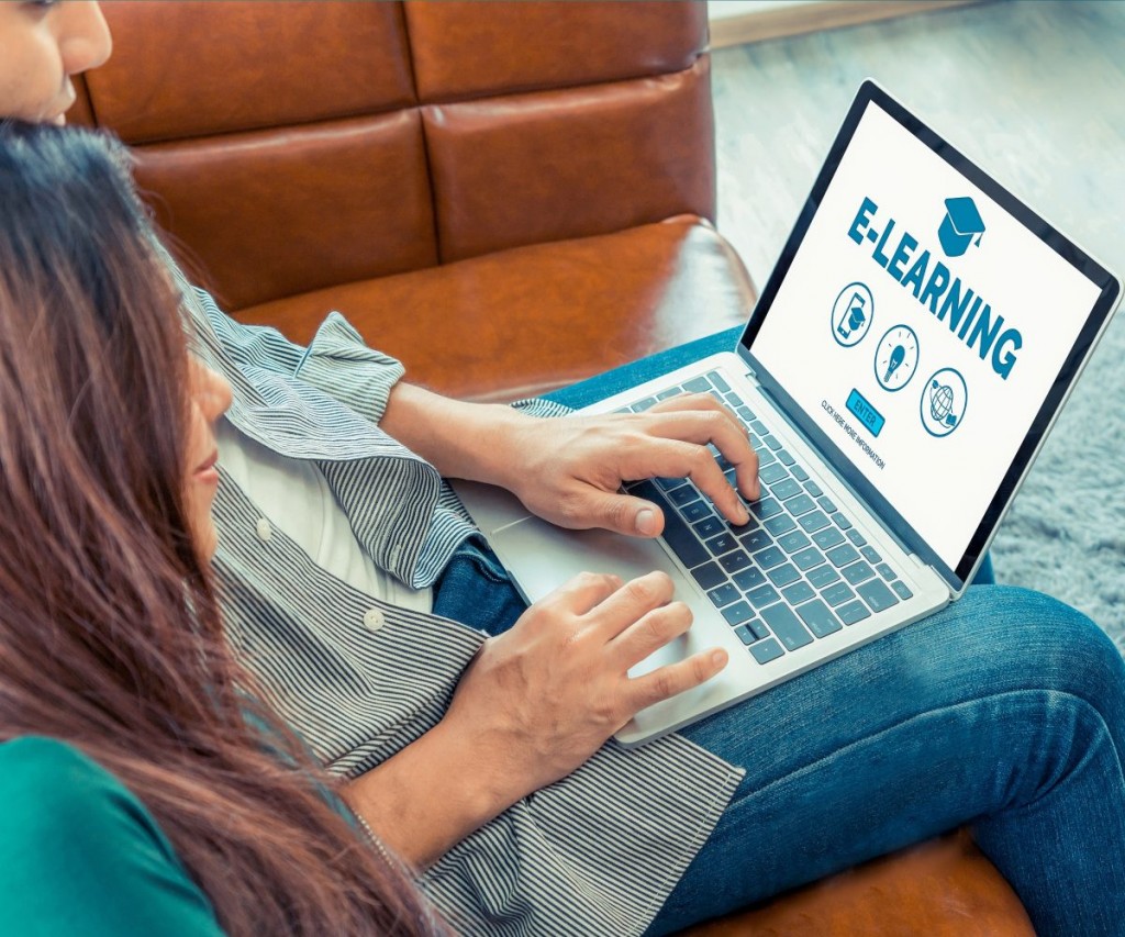 Los Retos de la Educación Digital - CursosyCarreras.com.mx