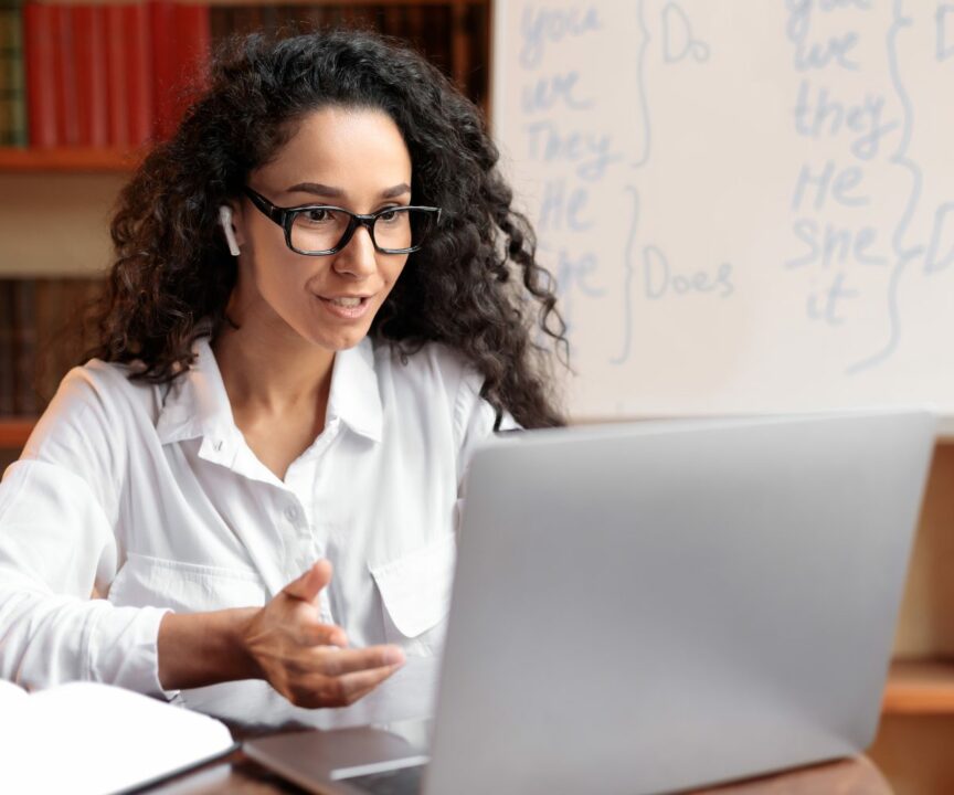 Estudia inglés con Open English - CursosyCarreras.com.mx